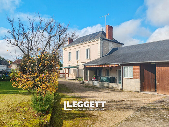 Maison à vendre - Saint-Gervais-les-Trois-Clochers - 8 pièces - 6 chambres