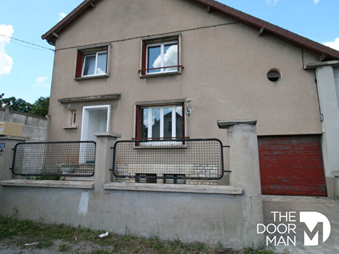Maisons à vendre et appartements à louer - 1