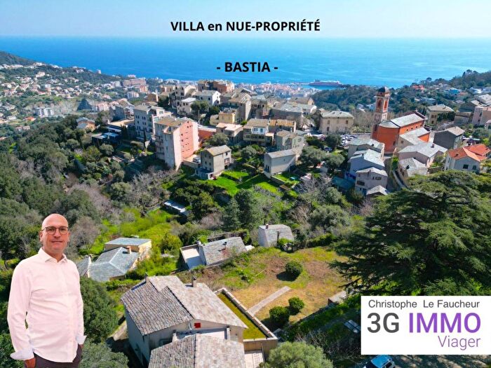 Maison à vendre - Bastia, Centre-ville, Cardo - 6 pièces - 3 chambres