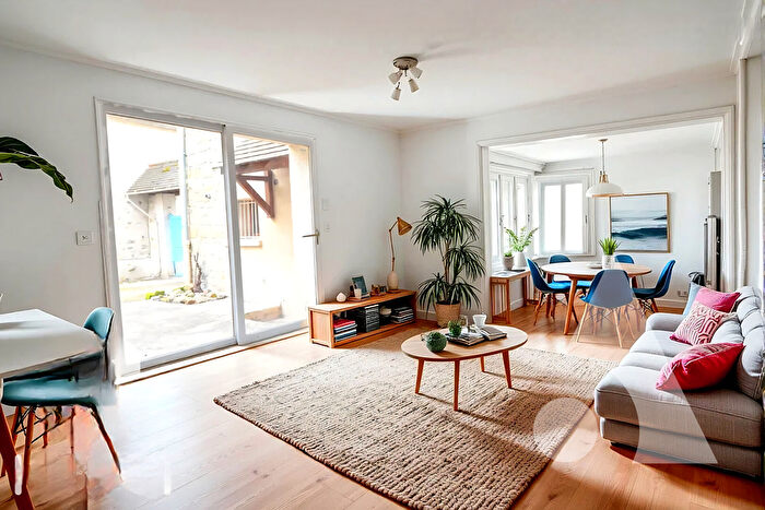 Maison à vendre - Cergy, Bords dOise - 6 pièces - 3 chambres