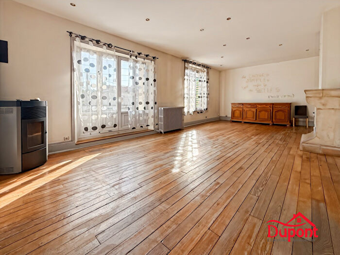 Charleville-Mézières : Maison 8 pièces à vendre