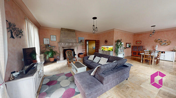 Maison 7 pièces à vendre à Craponne-sur-Arzon