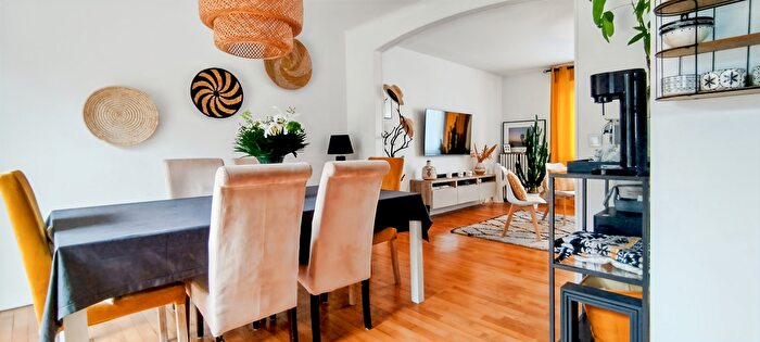 Maison à vendre - Eaubonne, Mont dEaubonne - 6 pièces - 4 chambres