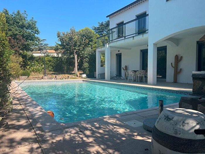 Maison à vendre - Agde, Le Cap dAgde - 6 pièces - 5 chambres