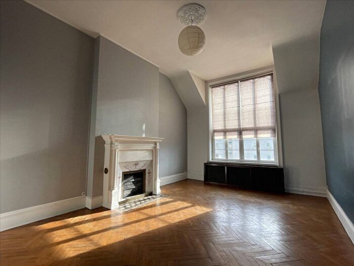 Appartement à louer - Centre Ville, Le Havre - 4 pièces - 3 chambres