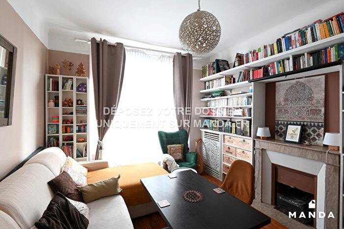 Appartement à louer - Colombes, Charles de Gaulle - 2 pièces - 1 chambre