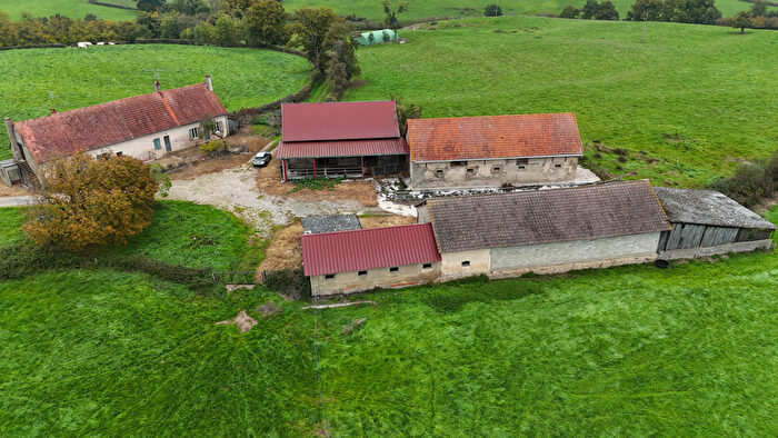 Maison à vendre - Toulon-sur-Arroux - 6 pièces