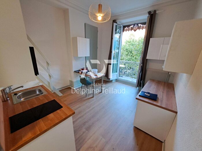 Appartement à louer - Centre-ville, Victor Hugo, Grenoble - 1 pièce