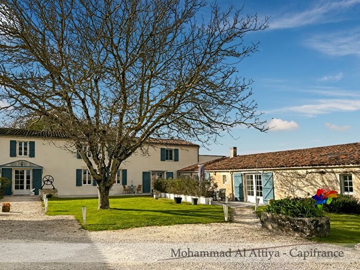 Maison à vendre - Montroy - 11 pièces - 7 chambres