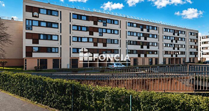 Appartement 3 pièces à Le Mée-sur-Seine, La Croix Blanche, à vendre