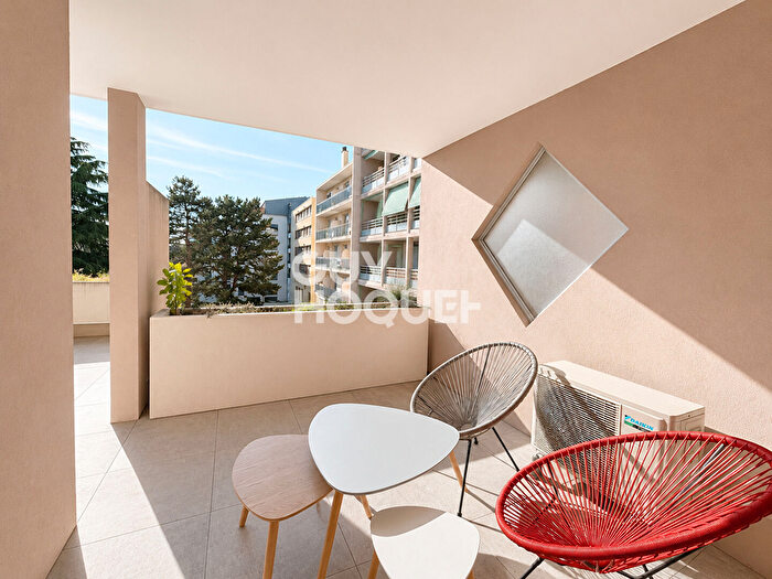 Appartement 2 pièces à louer - Bron, Parilly Centre-ville