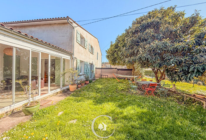 Maison à vendre - Nérigean - 4 pièces - 3 chambres