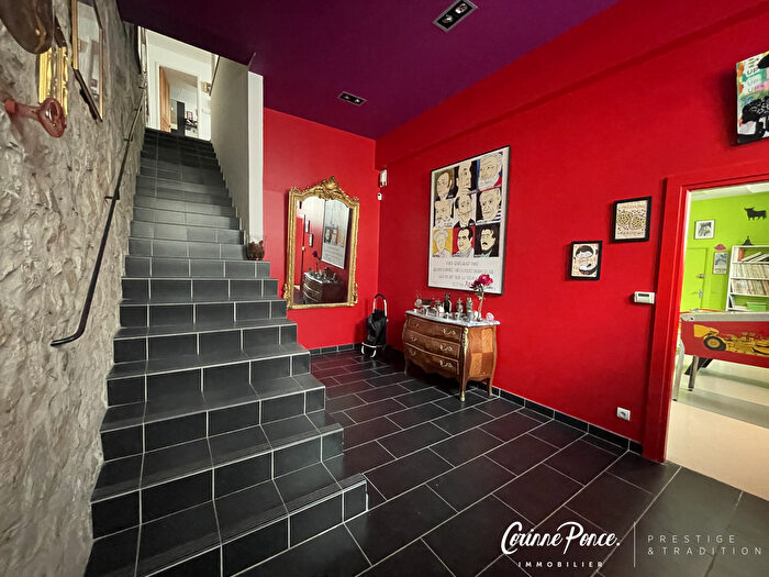 Maison 7 pièces à vendre à Nîmes