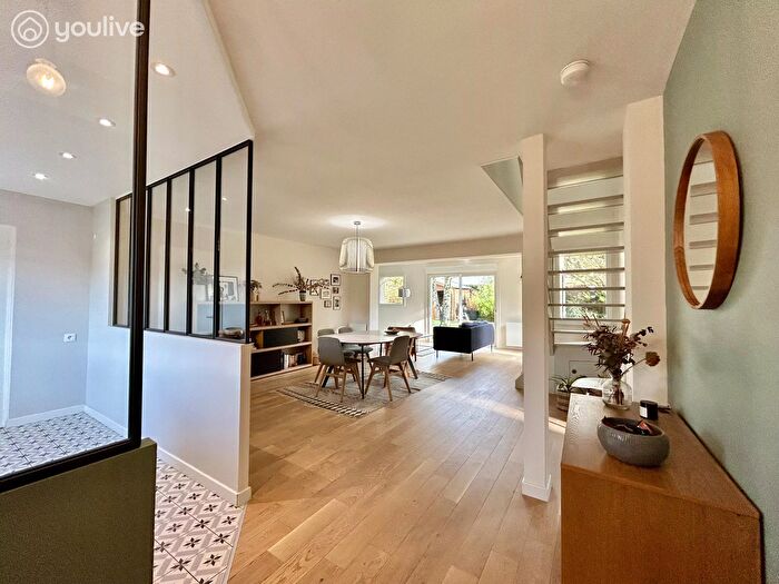 Maison à vendre - Sautron - 6 pièces - 4 chambres