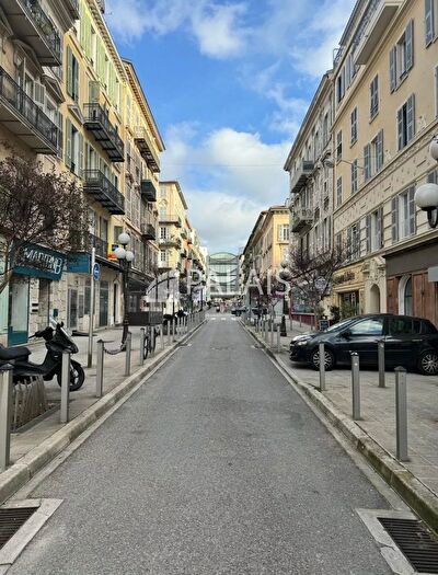 Appartement 3 pièces à vendre à Nice, Carabacel