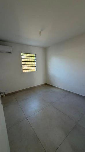 Maison 5 pièces à louer à Petit-Bourg