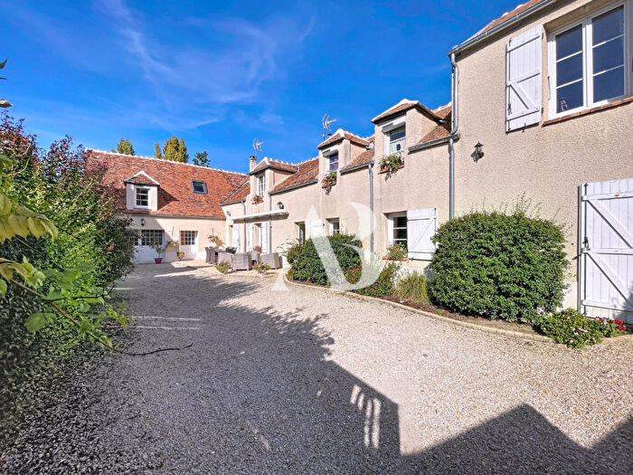 Maison à vendre - Grandpuits-Bailly-Carrois - 9 pièces - 5 chambres