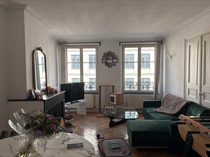 Appartement à louer - Nancy, Centre-ville, Charles III - 2 pièces - 1 chambre