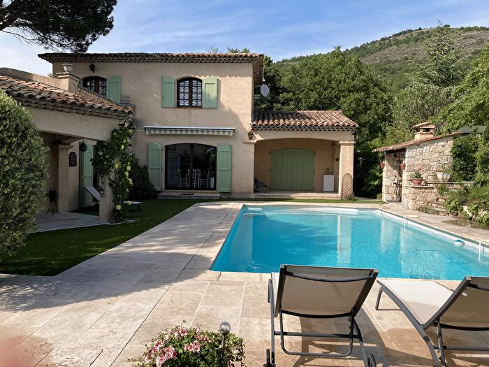 Maison 4 pièces à vendre - Saint-Vallier-de-Thiey