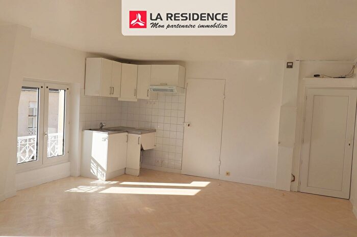 Appartement à louer - Villers-en-Arthies - 2 pièces - 1 chambre