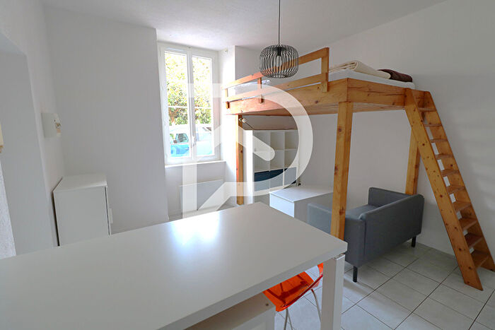 Appartement 1 pièce à Tarbes, Sainte-Anne, à louer