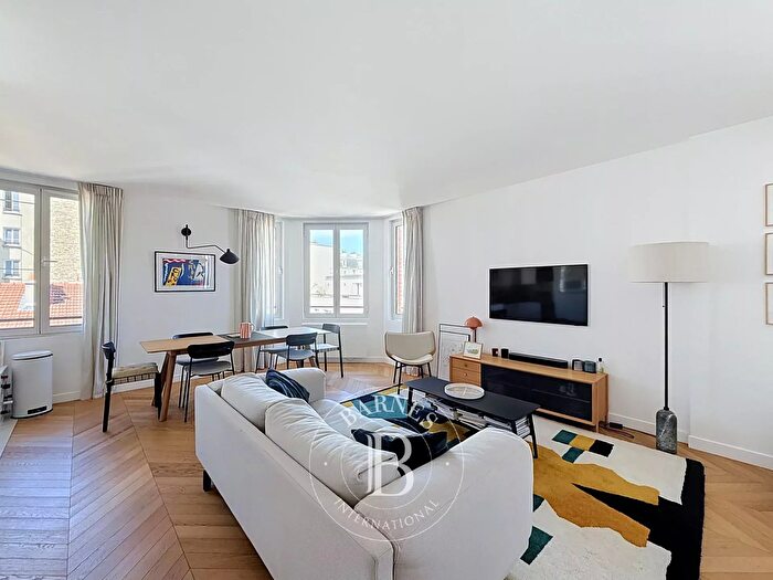 Appartement 4 pièces à Levallois-Perret, Centre-ville, à louer