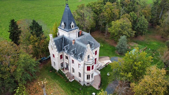 Maison 13 pièces à vendre - Chenay-le-Châtel