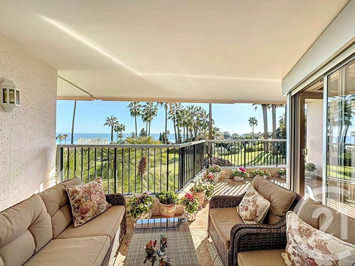 Appartement 4 pièces à vendre - Cannes, Californie Pezou