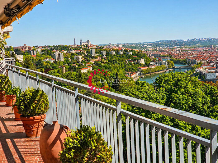 Appartement à vendre - Sainte-Foy-lès-Lyon, Centre-ville - 7 pièces - 4 chambres