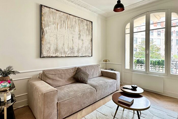 Paris 15ème, Dupleix, Motte Picquet : Appartement 3 pièces à louer