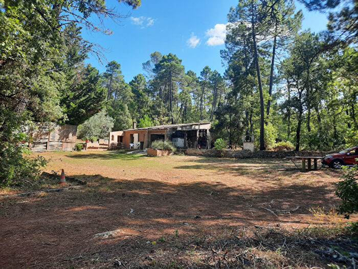 Maison à vendre - Tourves - 4 pièces - 1 chambre