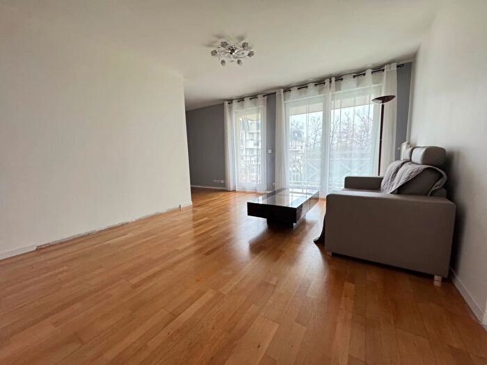 Appartement à vendre - Le Plessis-Trévise, Centre-ville, Orly Parc - 4 pièces - 3 chambres