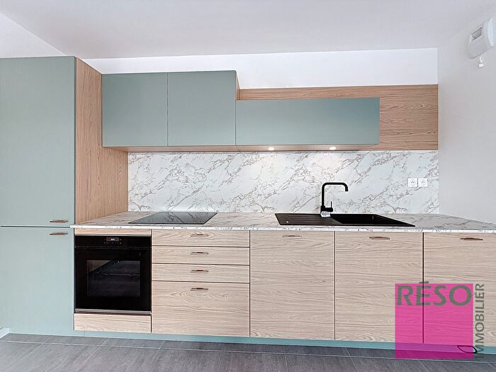 Appartement à louer - Ambilly - 3 pièces - 2 chambres