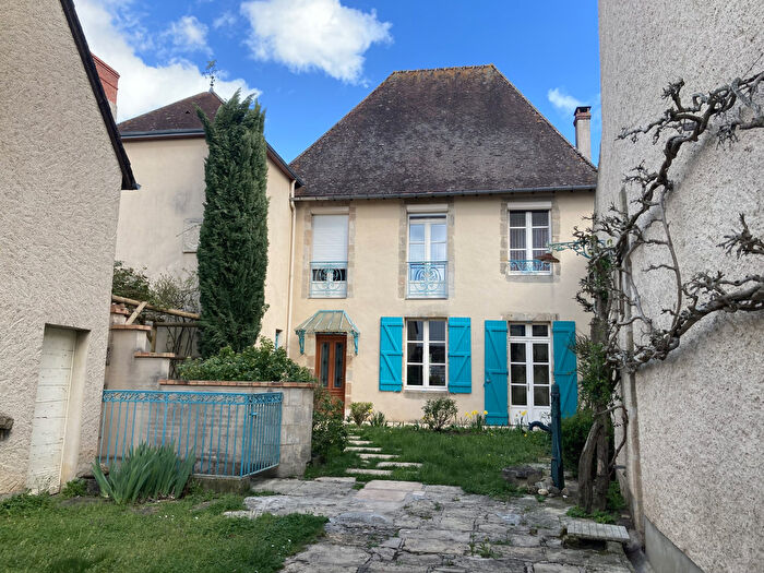 Maison à louer - La Châtre - 6 pièces - 4 chambres