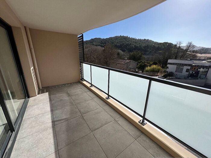 Appartement à louer - La Destrousse - 2 pièces - 1 chambre