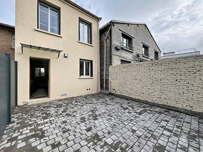 Maison à louer - Rueil-Malmaison - 4 pièces - 2 chambres