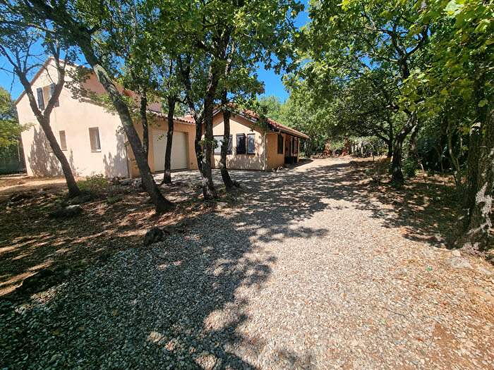 Maison 4 pièces à Régusse, à vendre