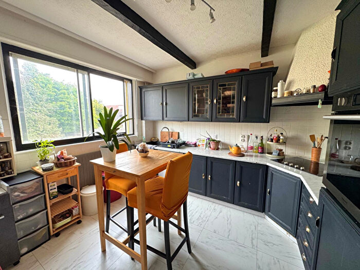 Pfastatt : Appartement 4 pièces à louer