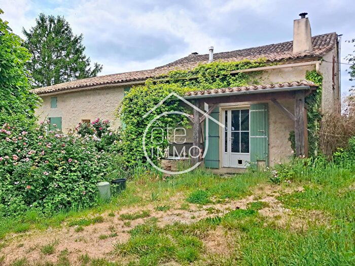 Saint-Méard-de-Gurçon - Maison 4 pièces à vendre
