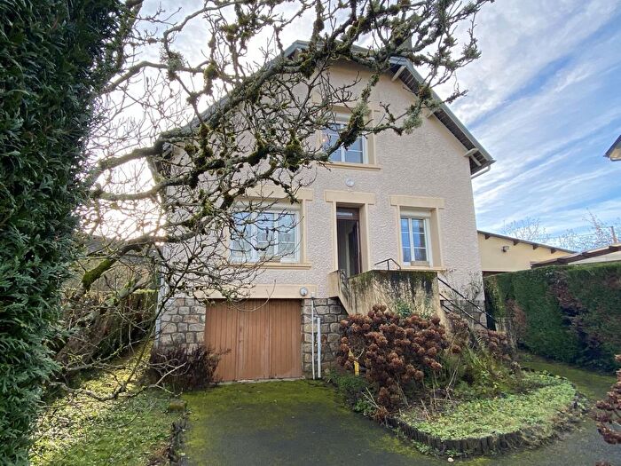 Maison 7 pièces à vendre - Chamberet