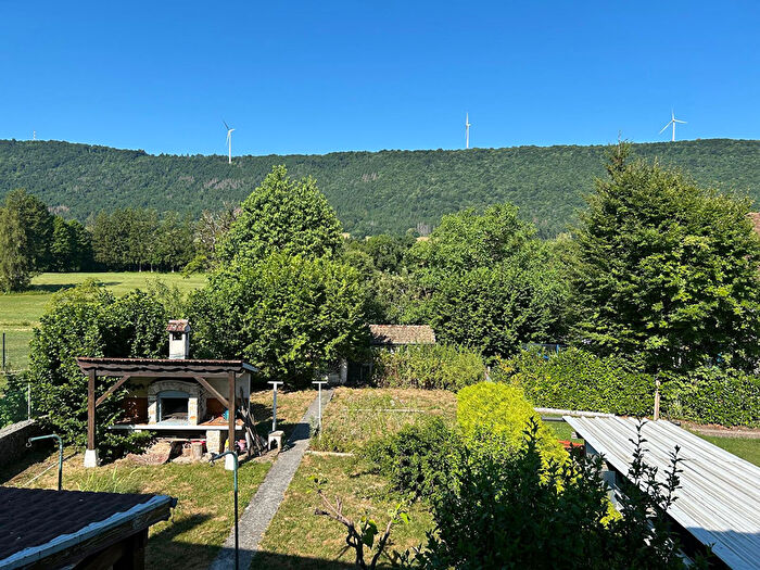 Maison à vendre - Vieu-dIzenave - 7 pièces - 3 chambres