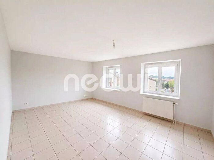Saint-Georges-de-Reneins : Appartement 3 pièces à louer