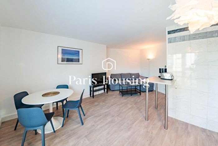 Appartement à louer - Paris e , Saint-Lambert, Convention - 3 pièces - 1 chambre