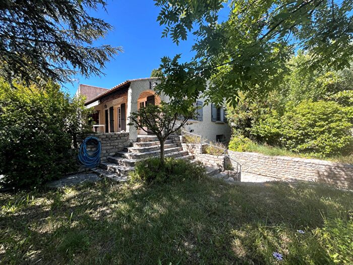 Maison à vendre - Nages-et-Solorgues - 7 pièces - 3 chambres