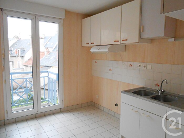 Appartement 2 pièces à Rodez, Centre historique, Vieux-Rodez, à louer