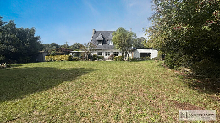 Maison à vendre - Saint-Évarzec - 6 pièces - 4 chambres