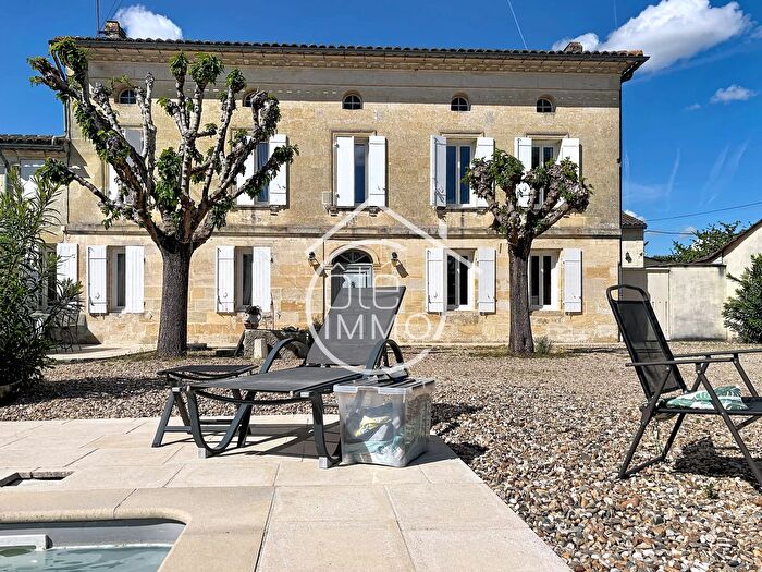 Maison à vendre - Saint-Émilion - 10 pièces - 5 chambres