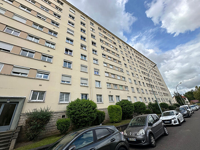 Saint-André-les-Vergers : Appartement 4 pièces à louer