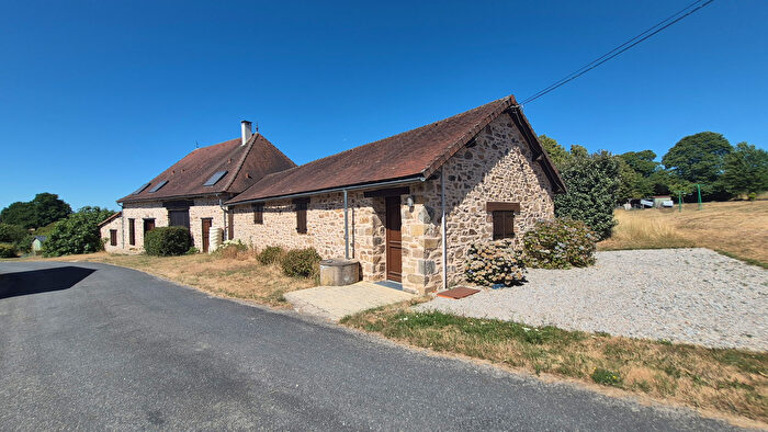 Maison 8 pièces à vendre - Saint-Germain-les-Belles