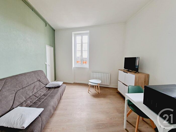 Appartement à louer - Moulins, Gare, Champins - 1 pièce